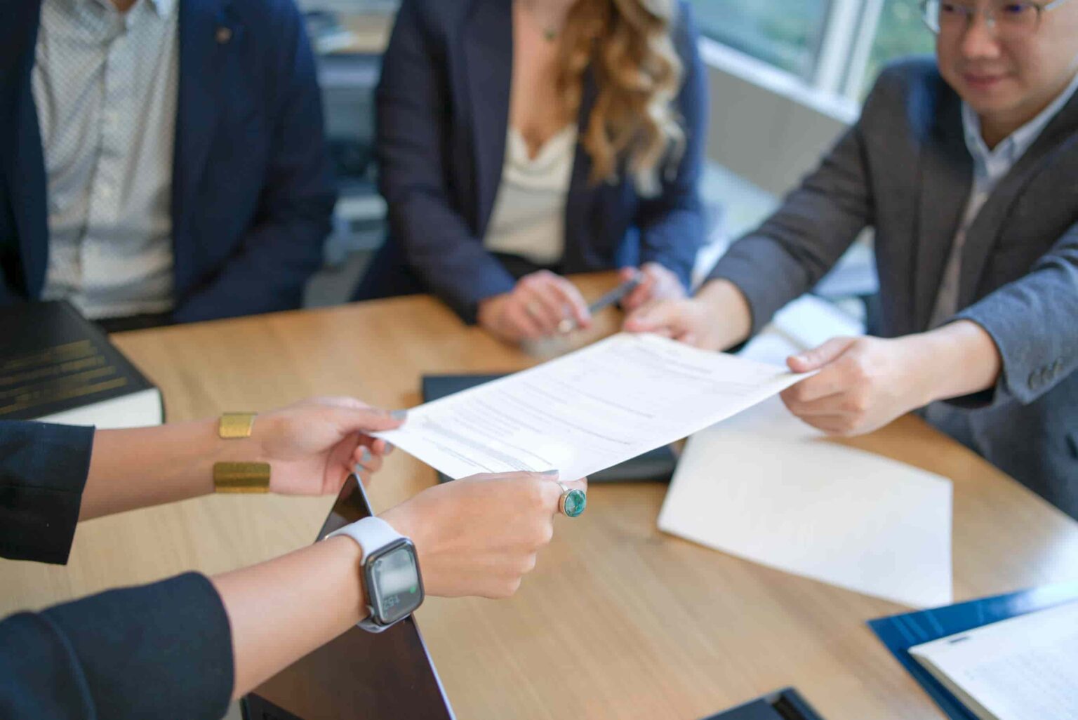 Book Online Immigration Consultations in Canada: Talk to Experts